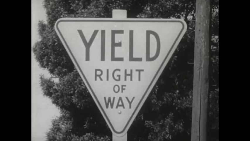 Yield Sign Stock Video Footage - 4K and HD Video Clips | Shutterstock