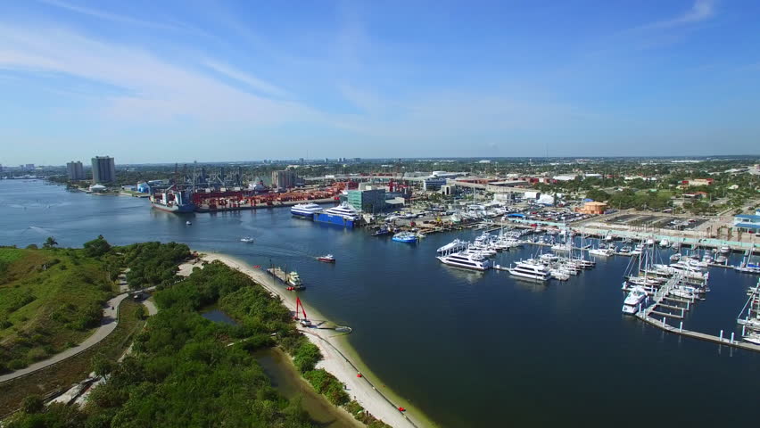 Aerial Video Of Palm Island And Hibiscus Island Miami Beach Stockvideos ...