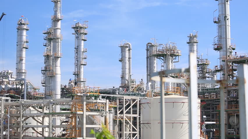Video Panning Of Refinery Tower In Process Area Of Oil Refinery ...