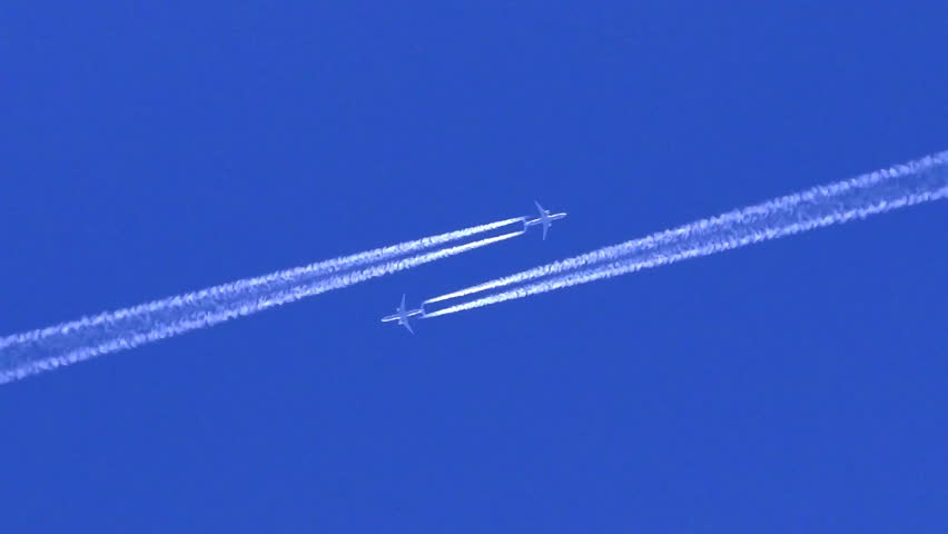Plane Trail Stock Footage Video | Shutterstock