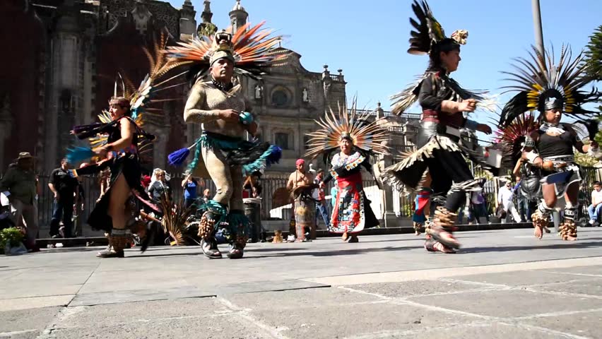Mexico, Mexico City-21 January 2017: Indian Aztec Dance In Traditional ...