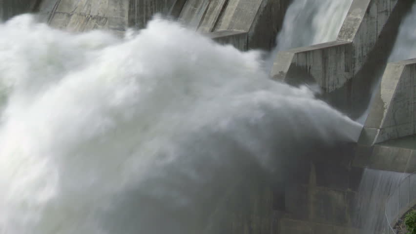 Wide Shot Of The Ghost Dam And Reservoir On The Bow River With The ...