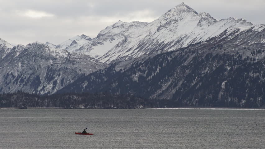 GLACIER BAY ALASKA MAY 2013: One Of Most Visited Beautiful National ...